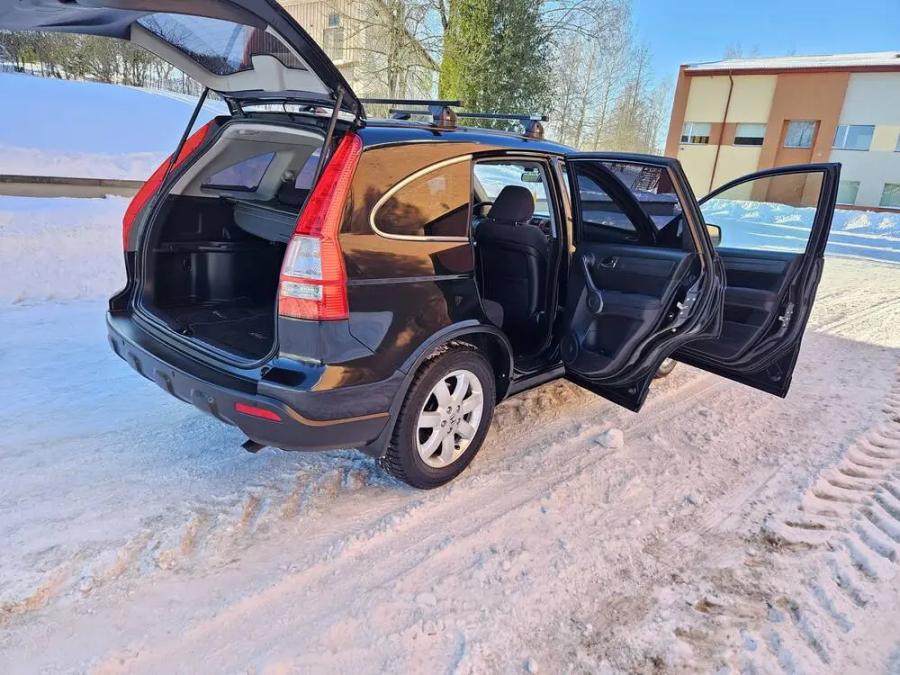 Melns Honda CR-V 2008 Jēkabpils, ar dzinēja tilpumu 2.20 L un nobraukumu 260 tūkst. km par 4990 €, foto 22 vietnē AUTOMOTO.COM.LV