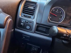 Melns Honda CR-V 2008 Jēkabpils, ar dzinēja tilpumu 2.20 L un nobraukumu 260 tūkst. km par 4990 €, foto 31 vietnē AUTOMOTO.COM.LV