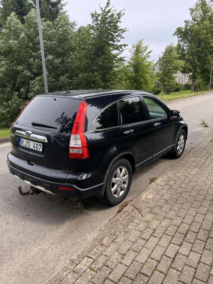 Melns Honda CR-V 2008 Plungė, ar dzinēja tilpumu 2.20 L un nobraukumu 347 tūkst. km par 2900 €, foto 4 vietnē AUTOMOTO.COM.LV