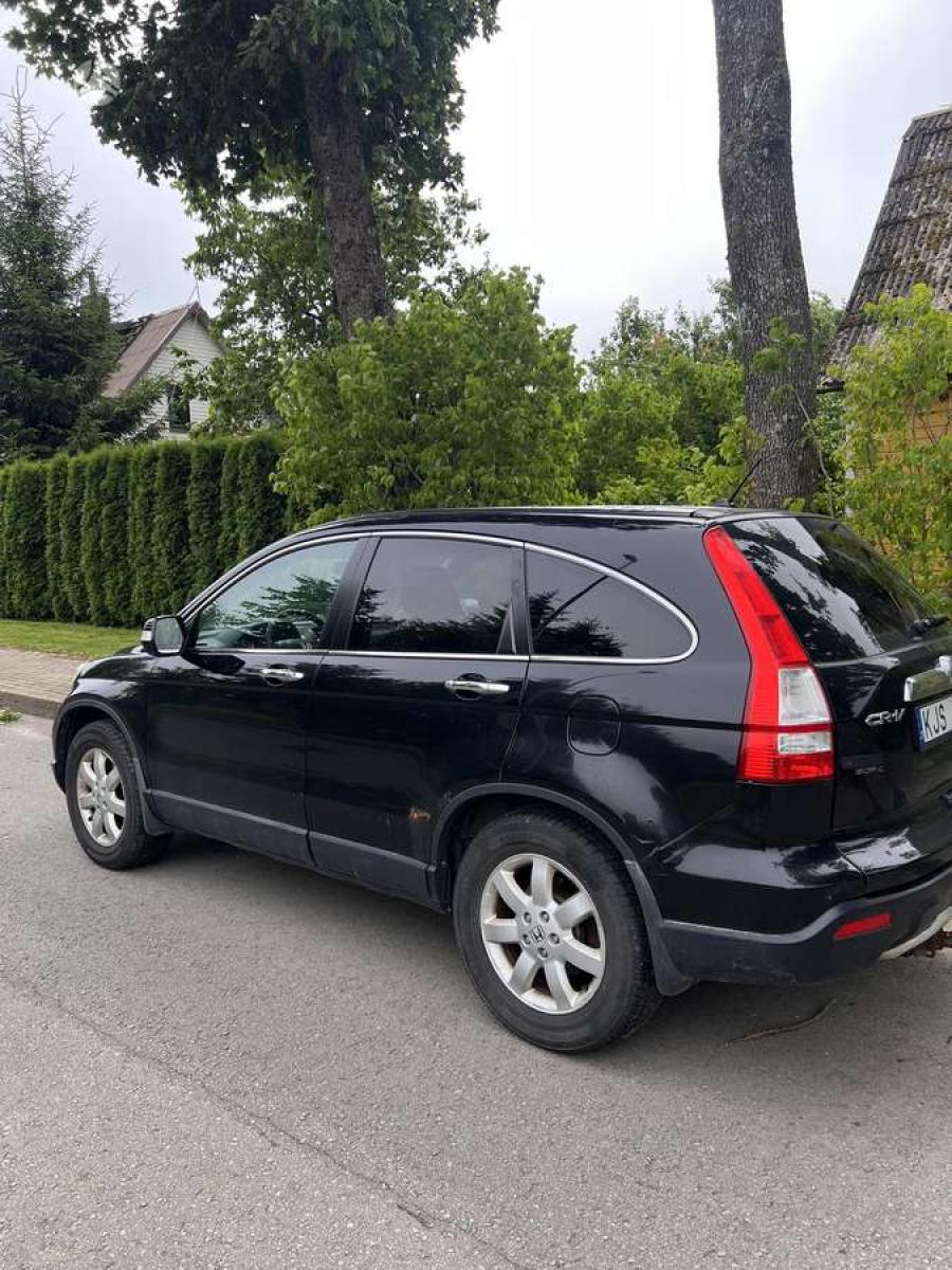 Melns Honda CR-V 2008 Plungė, ar dzinēja tilpumu 2.20 L un nobraukumu 347 tūkst. km par 2900 €, foto 6 vietnē AUTOMOTO.COM.LV