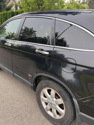 Melns Honda CR-V 2008 Plungė, ar dzinēja tilpumu 2.20 L un nobraukumu 347 tūkst. km par 2900 €, foto 7 vietnē AUTOMOTO.COM.LV