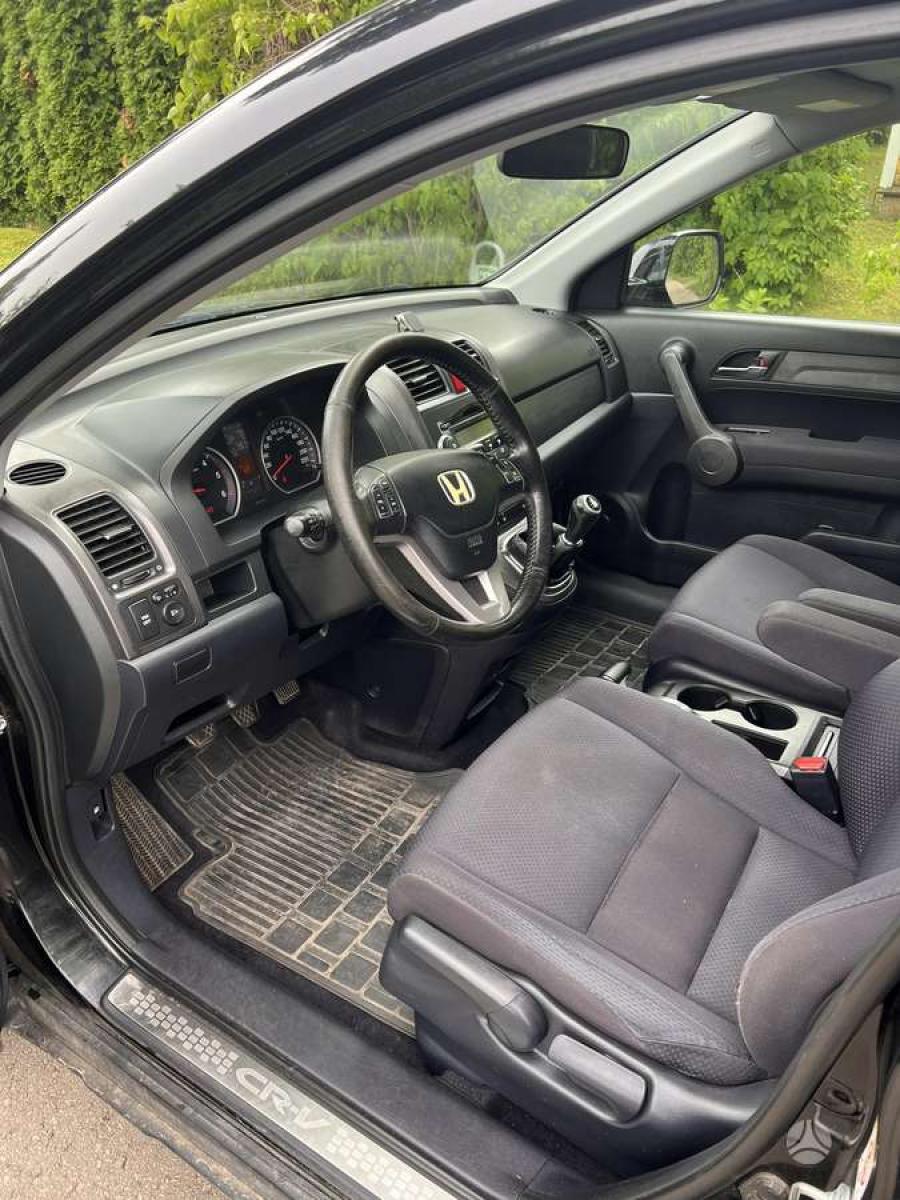 Melns Honda CR-V 2008 Plungė, ar dzinēja tilpumu 2.20 L un nobraukumu 347 tūkst. km par 2900 €, foto 8 vietnē AUTOMOTO.COM.LV