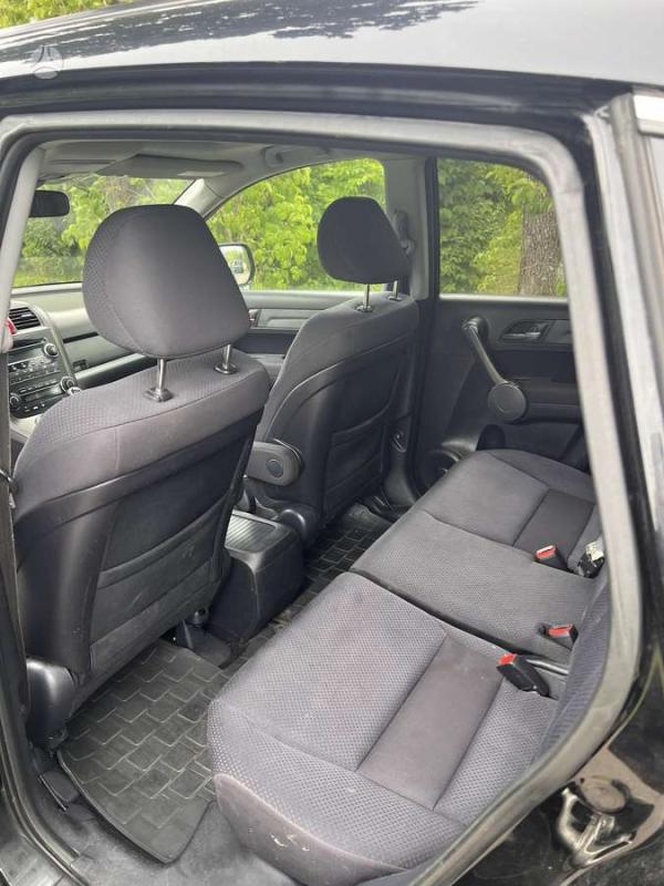 Melns Honda CR-V 2008 Plungė, ar dzinēja tilpumu 2.20 L un nobraukumu 347 tūkst. km par 2900 €, foto 8 vietnē AUTOMOTO.COM.LV
