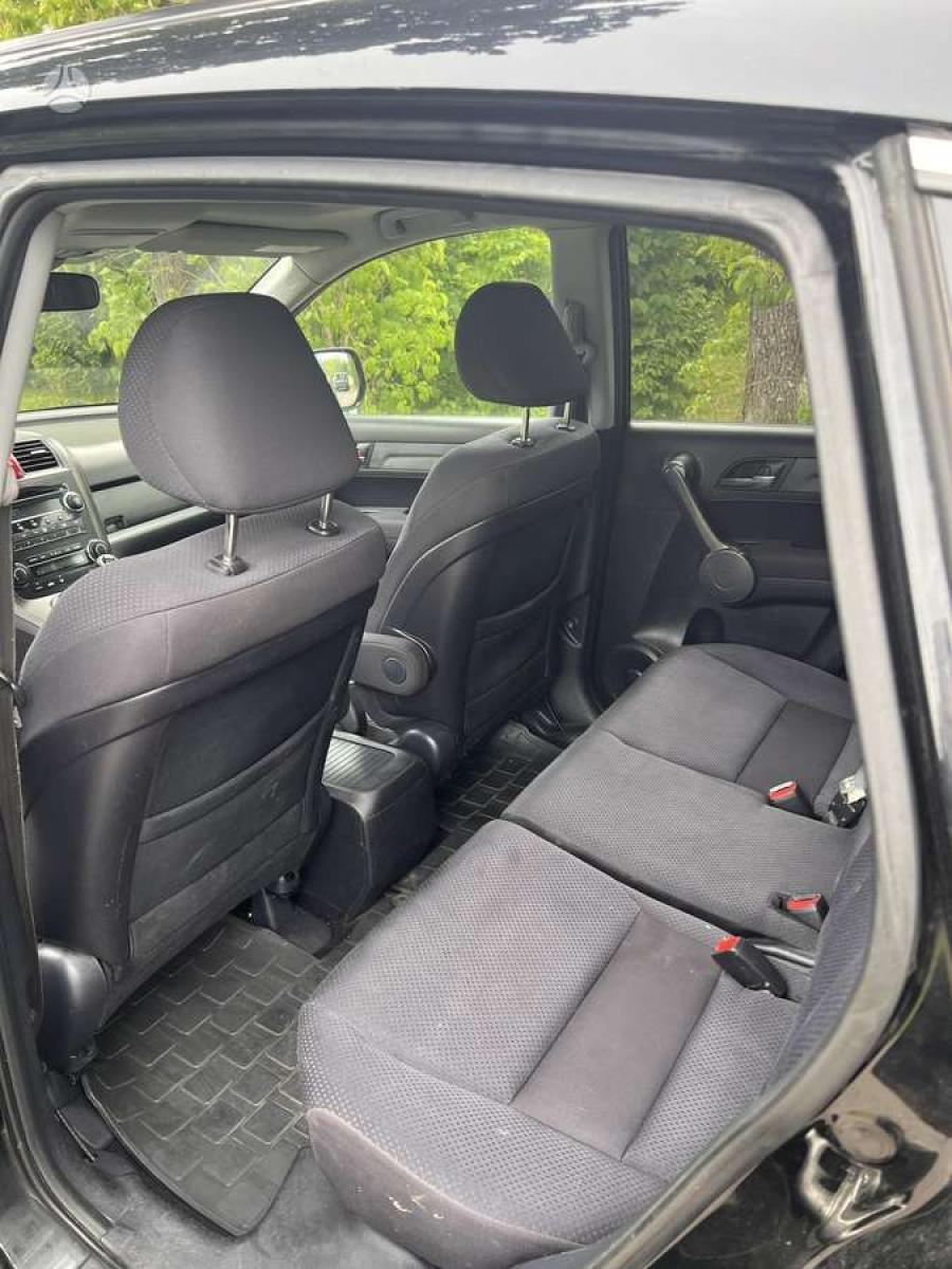 Melns Honda CR-V 2008 Plungė, ar dzinēja tilpumu 2.20 L un nobraukumu 347 tūkst. km par 2900 €, foto 9 vietnē AUTOMOTO.COM.LV