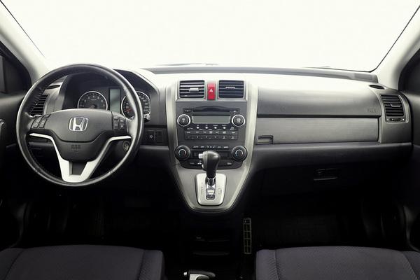 Melns Honda CR-V 2008 Tallina, ar dzinēja tilpumu 2.00 L un nobraukumu 288 tūkst. km par 2799 €, foto 5 vietnē AUTOMOTO.COM.LV