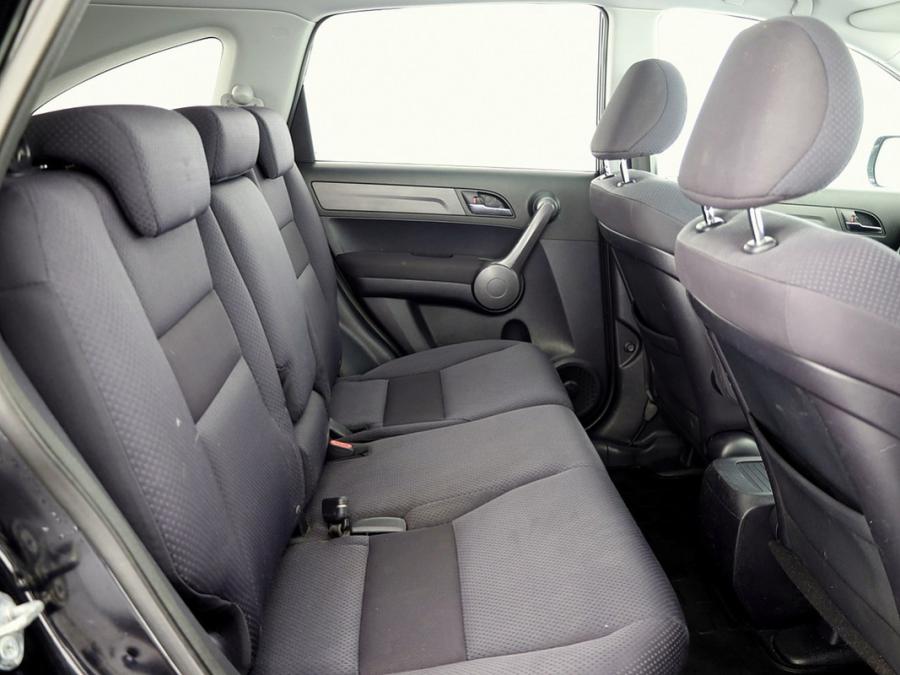 Melns Honda CR-V 2008 Tallina, ar dzinēja tilpumu 2.00 L un nobraukumu 288 tūkst. km par 2799 €, foto 17 vietnē AUTOMOTO.COM.LV