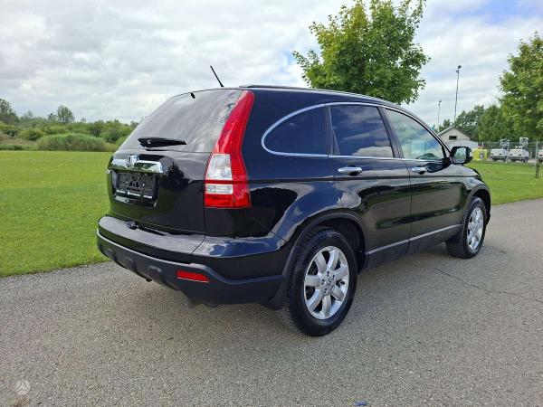Melns Honda CR-V 2008 Šauļi, ar dzinēja tilpumu 2.20 L un nobraukumu 204 tūkst. km par 5750 €, foto 5 vietnē AUTOMOTO.COM.LV