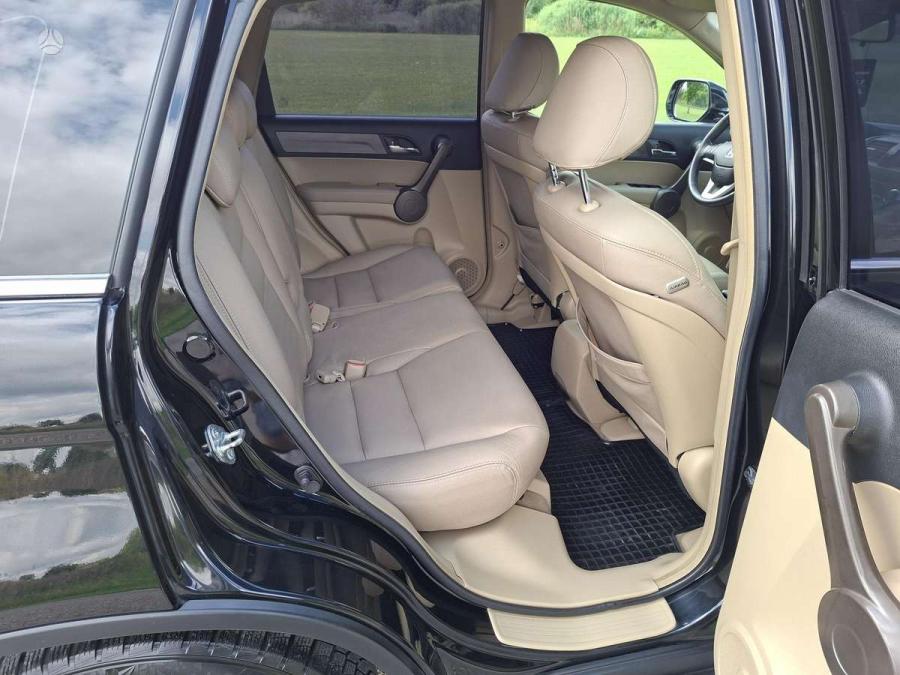 Melns Honda CR-V 2008 Šauļi, ar dzinēja tilpumu 2.20 L un nobraukumu 204 tūkst. km par 5750 €, foto 13 vietnē AUTOMOTO.COM.LV