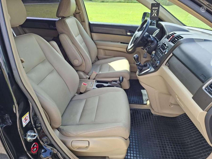 Melns Honda CR-V 2008 Šauļi, ar dzinēja tilpumu 2.20 L un nobraukumu 204 tūkst. km par 5750 €, foto 15 vietnē AUTOMOTO.COM.LV