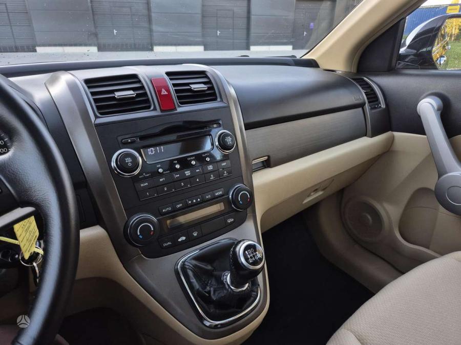 Melns Honda CR-V 2008 Utena, ar dzinēja tilpumu 2.20 L un nobraukumu 285 tūkst. km par 3490 €, foto 17 vietnē AUTOMOTO.COM.LV