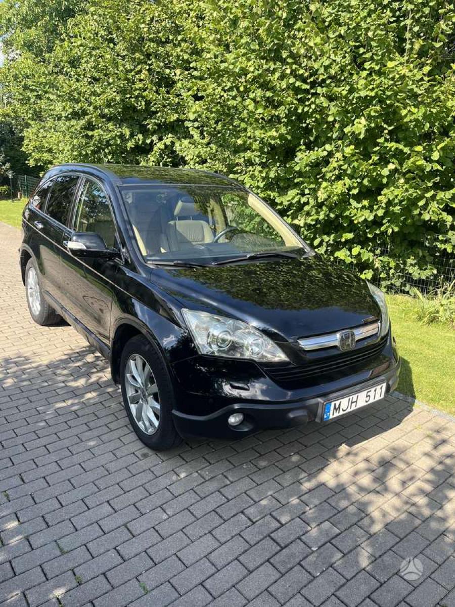 Black Honda CR-V 2008 in Kaunas, with an engine capacity of 2.00 L and mileage of 297 thousand km for 6000 €, photo 3 on AUTOMOTO.COM.LV