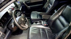 Melns Honda CR-V 2008 Ogre, ar dzinēja tilpumu 2.00 L un nobraukumu 370 tūkst. km par 3650 €, foto 10 vietnē AUTOMOTO.COM.LV