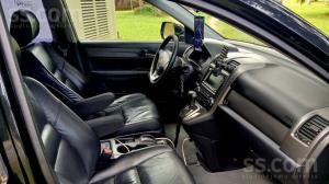 Melns Honda CR-V 2008 Ogre, ar dzinēja tilpumu 2.00 L un nobraukumu 370 tūkst. km par 3650 €, foto 11 vietnē AUTOMOTO.COM.LV