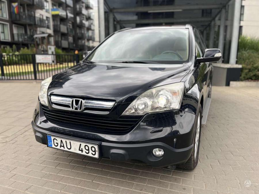 Melns Honda CR-V 2008 Viļņa, ar dzinēja tilpumu 2.20 L un nobraukumu 305 tūkst. km par 3950 €, foto 1 vietnē AUTOMOTO.COM.LV