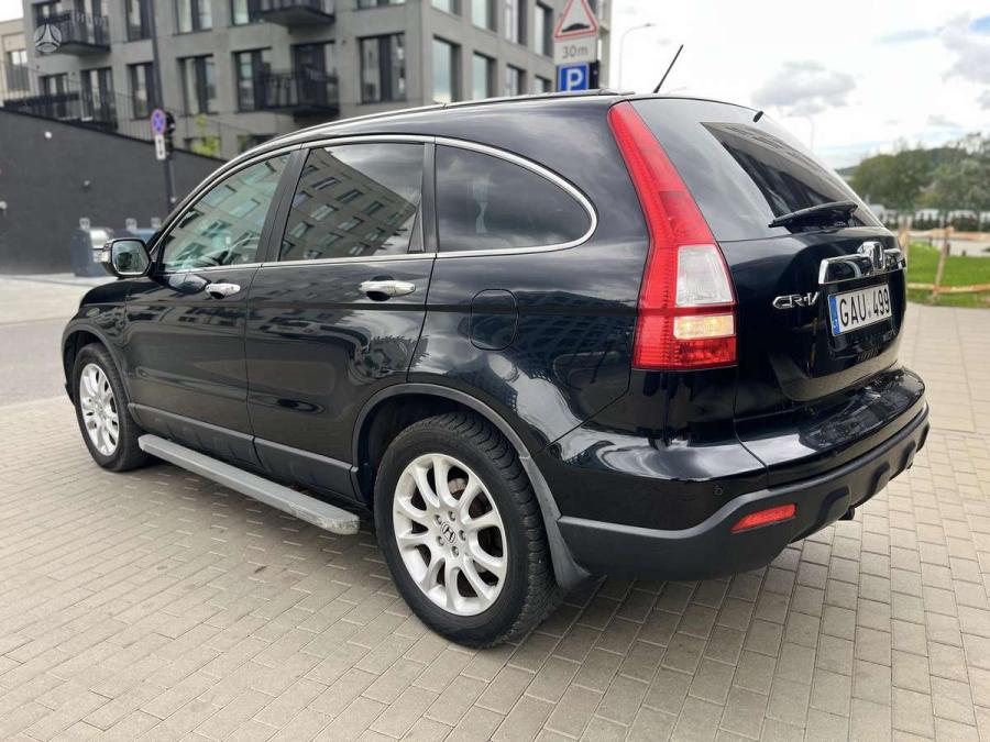 Melns Honda CR-V 2008 Viļņa, ar dzinēja tilpumu 2.20 L un nobraukumu 305 tūkst. km par 3950 €, foto 5 vietnē AUTOMOTO.COM.LV