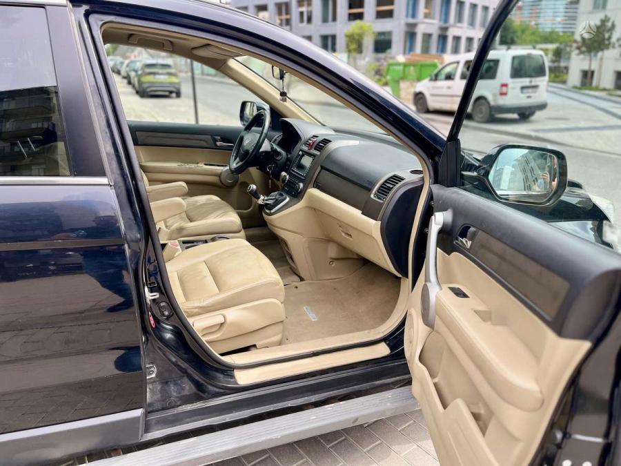 Melns Honda CR-V 2008 Viļņa, ar dzinēja tilpumu 2.20 L un nobraukumu 305 tūkst. km par 3950 €, foto 9 vietnē AUTOMOTO.COM.LV