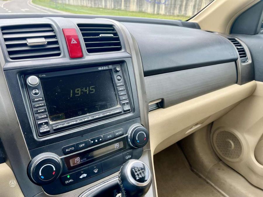 Melns Honda CR-V 2008 Viļņa, ar dzinēja tilpumu 2.20 L un nobraukumu 305 tūkst. km par 3950 €, foto 14 vietnē AUTOMOTO.COM.LV