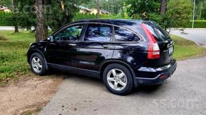 Black Honda CR-V 2008 in Ogre, with an engine capacity of 2.00 L and mileage of 371 thousand km for 3650 €, photo 8 on AUTOMOTO.COM.LV