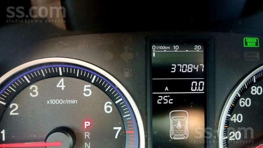 Black Honda CR-V 2008 in Ogre, with an engine capacity of 2.00 L and mileage of 371 thousand km for 3650 €, photo 10 on AUTOMOTO.COM.LV