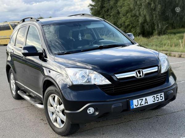 Melns Honda CR-V 2008 Radviliškis, ar dzinēja tilpumu 2.20 L un nobraukumu 370 tūkst. km par 3200 €, foto 1 vietnē AUTOMOTO.COM.LV