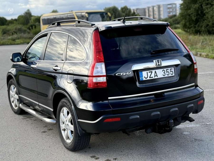 Melns Honda CR-V 2008 Radviliškis, ar dzinēja tilpumu 2.20 L un nobraukumu 370 tūkst. km par 3200 €, foto 4 vietnē AUTOMOTO.COM.LV