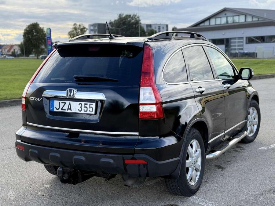 Melns Honda CR-V 2008 Radviliškis, ar dzinēja tilpumu 2.20 L un nobraukumu 370 tūkst. km par 3200 €, foto 5 vietnē AUTOMOTO.COM.LV