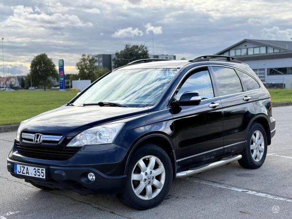 Melns Honda CR-V 2008 Radviliškis, ar dzinēja tilpumu 2.20 L un nobraukumu 370 tūkst. km par 3200 €, foto 7 vietnē AUTOMOTO.COM.LV