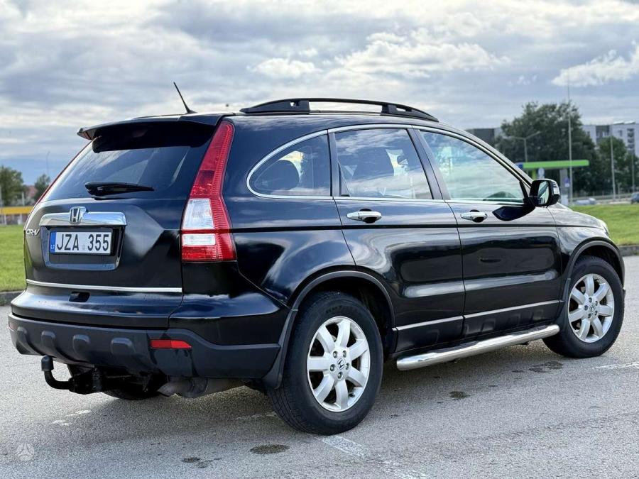 Melns Honda CR-V 2008 Radviliškis, ar dzinēja tilpumu 2.20 L un nobraukumu 370 tūkst. km par 3200 €, foto 9 vietnē AUTOMOTO.COM.LV
