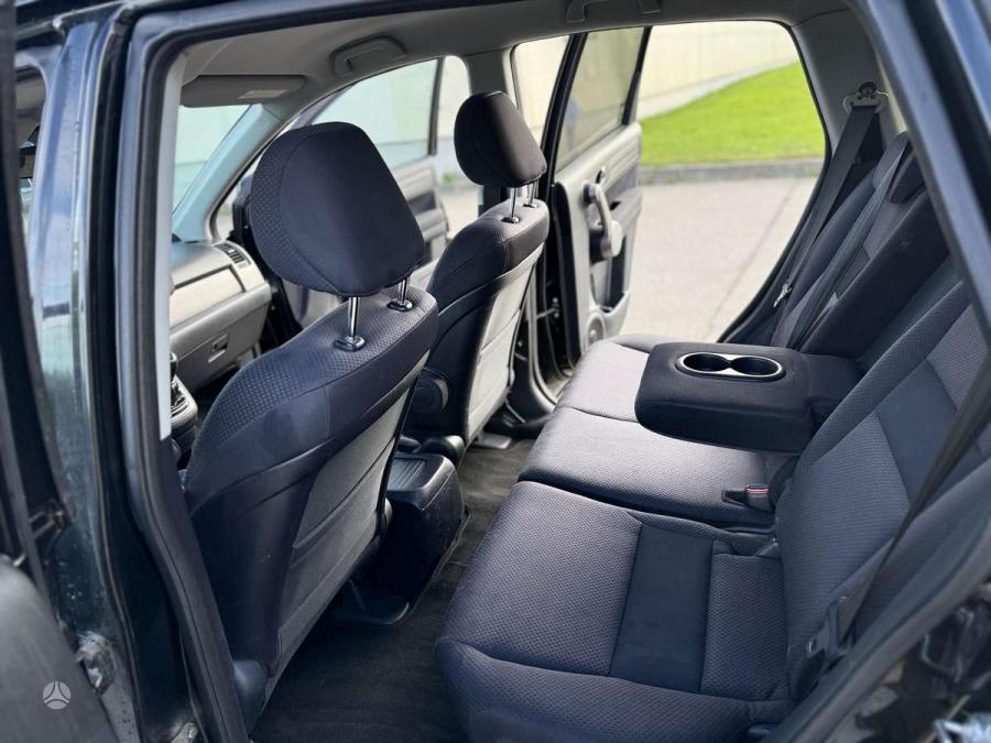Melns Honda CR-V 2008 Radviliškis, ar dzinēja tilpumu 2.20 L un nobraukumu 370 tūkst. km par 3200 €, foto 22 vietnē AUTOMOTO.COM.LV