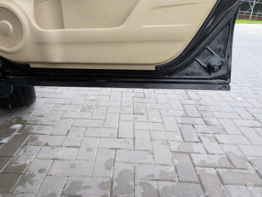 Melns Honda CR-V 2008 Vilkaviškis, ar dzinēja tilpumu 2.20 L un nobraukumu 296 tūkst. km par 4100 €, foto 12 vietnē AUTOMOTO.COM.LV