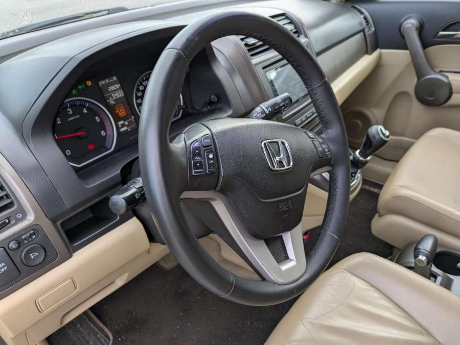Melns Honda CR-V 2008 Vilkaviškis, ar dzinēja tilpumu 2.20 L un nobraukumu 296 tūkst. km par 4100 €, foto 19 vietnē AUTOMOTO.COM.LV