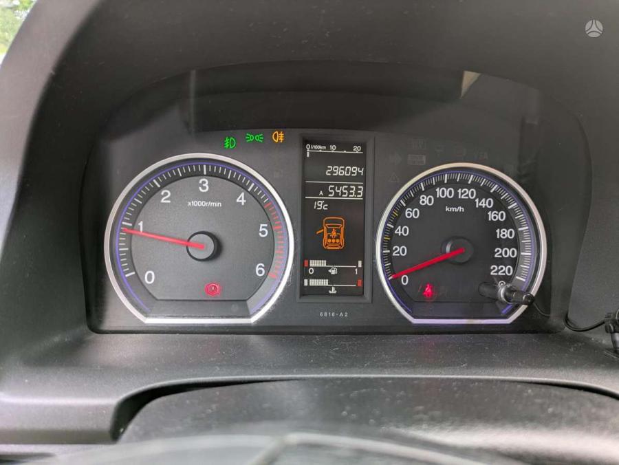 Melns Honda CR-V 2008 Vilkaviškis, ar dzinēja tilpumu 2.20 L un nobraukumu 296 tūkst. km par 4100 €, foto 20 vietnē AUTOMOTO.COM.LV
