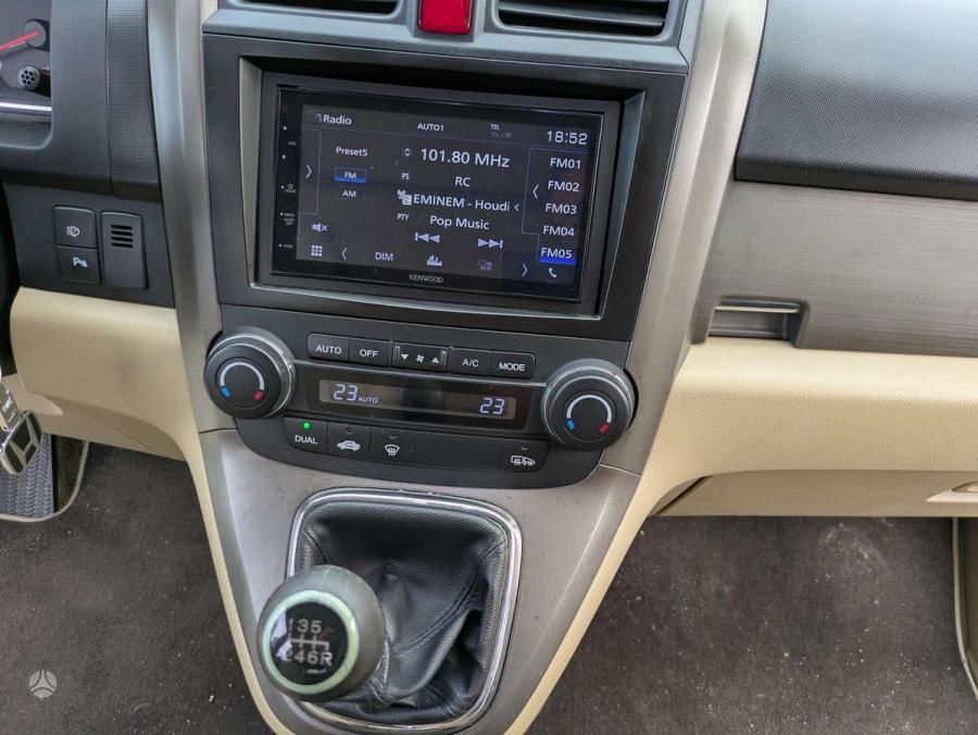 Melns Honda CR-V 2008 Vilkaviškis, ar dzinēja tilpumu 2.20 L un nobraukumu 296 tūkst. km par 4100 €, foto 22 vietnē AUTOMOTO.COM.LV