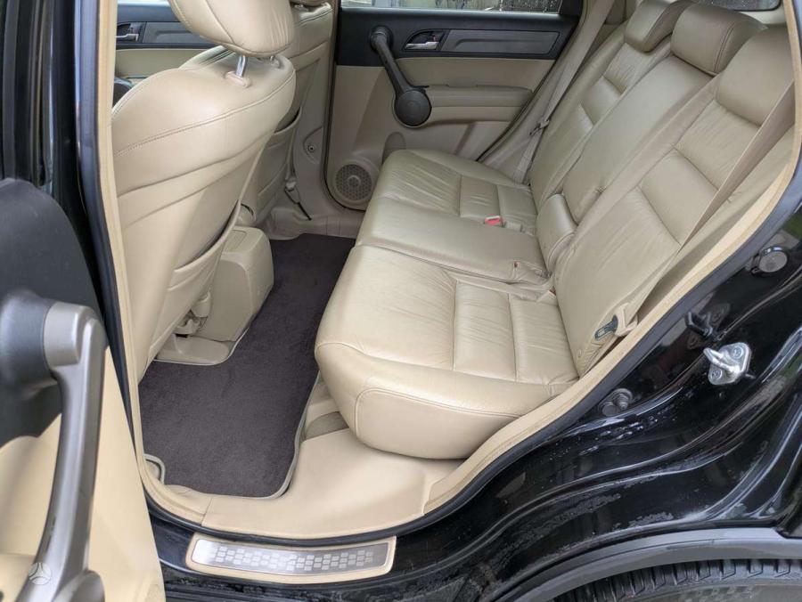 Melns Honda CR-V 2008 Vilkaviškis, ar dzinēja tilpumu 2.20 L un nobraukumu 296 tūkst. km par 4100 €, foto 25 vietnē AUTOMOTO.COM.LV