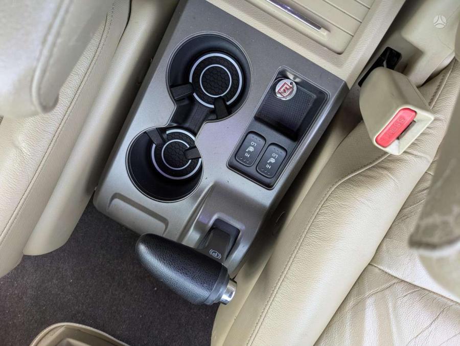 Melns Honda CR-V 2008 Vilkaviškis, ar dzinēja tilpumu 2.20 L un nobraukumu 296 tūkst. km par 4100 €, foto 27 vietnē AUTOMOTO.COM.LV