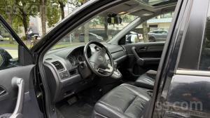 Melns Honda CR-V 2008 Rīga, ar dzinēja tilpumu 2.00 L un nobraukumu 171 tūkst. km par 5700 €, foto 7 vietnē AUTOMOTO.COM.LV