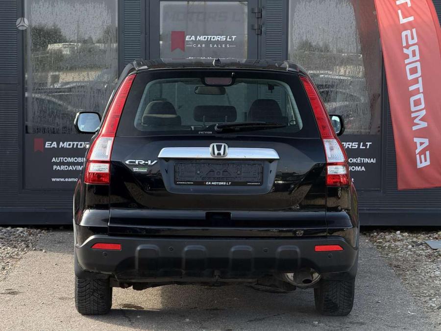 Melns Honda CR-V 2008 Viļņa, ar dzinēja tilpumu 2.20 L un nobraukumu 287 tūkst. km par 5400 €, foto 7 vietnē AUTOMOTO.COM.LV