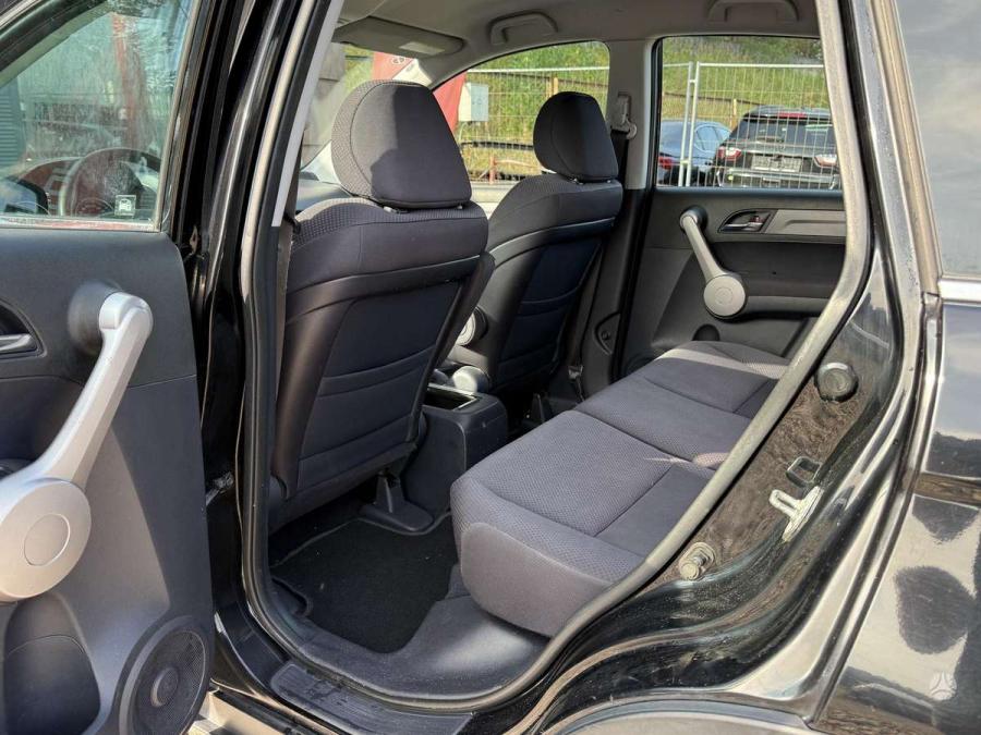 Melns Honda CR-V 2008 Viļņa, ar dzinēja tilpumu 2.20 L un nobraukumu 287 tūkst. km par 5400 €, foto 15 vietnē AUTOMOTO.COM.LV