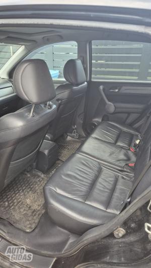 Melns Honda CR-V 2008 Kauņa, ar dzinēja tilpumu 2.20 L un nobraukumu 234 tūkst. km par 3100 €, foto 9 vietnē AUTOMOTO.COM.LV