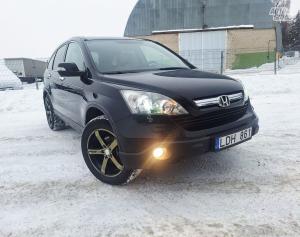 Melns Honda CR-V 2009 Radviliškis, ar dzinēja tilpumu 2.20 L un nobraukumu 265 tūkst. km par 4450 €, foto  vietnē AUTOMOTO.COM.LV