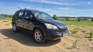 Black Honda CR-V 2009 in Silute, with an engine capacity of 2.20 L and mileage of 33 thousand km for 2450 €, photo 4 on AUTOMOTO.COM.LV