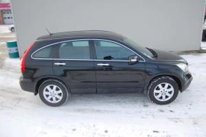 Black Honda CR-V 2009 in Jekabpils, with an engine capacity of 2.20 L and mileage of 255 thousand km for 7200 €, photo 7 on AUTOMOTO.COM.LV