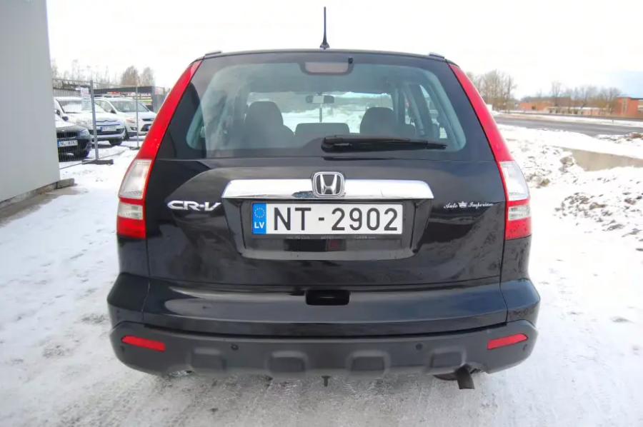 Black Honda CR-V 2009 in Jekabpils, with an engine capacity of 2.20 L and mileage of 255 thousand km for 7200 €, photo 10 on AUTOMOTO.COM.LV