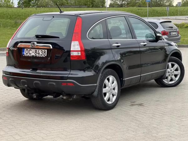 Melns Honda CR-V 2009 Jēkabpils, ar dzinēja tilpumu 2.20 L un nobraukumu 237 tūkst. km par 6550 €, foto 2 vietnē AUTOMOTO.COM.LV