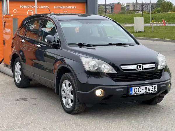 Melns Honda CR-V 2009 Jēkabpils, ar dzinēja tilpumu 2.20 L un nobraukumu 237 tūkst. km par 6550 €, foto 5 vietnē AUTOMOTO.COM.LV