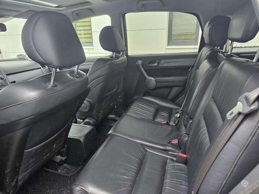 Melns Honda CR-V 2009 Kauņa, ar dzinēja tilpumu 2.20 L un nobraukumu 245 tūkst. km par 3899 €, foto 7 vietnē AUTOMOTO.COM.LV