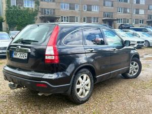 Melns Honda CR-V 2009 Kuldīga, ar dzinēja tilpumu 2.20 L un nobraukumu 284 tūkst. km par 3990 €, foto 4 vietnē AUTOMOTO.COM.LV