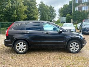 Melns Honda CR-V 2009 Kuldīga, ar dzinēja tilpumu 2.20 L un nobraukumu 284 tūkst. km par 3990 €, foto 7 vietnē AUTOMOTO.COM.LV