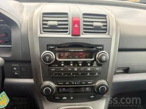 Melns Honda CR-V 2009 Kuldīga, ar dzinēja tilpumu 2.20 L un nobraukumu 284 tūkst. km par 3990 €, foto 17 vietnē AUTOMOTO.COM.LV