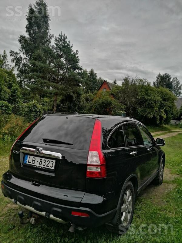 Melns Honda CR-V 2009 Rīga, ar dzinēja tilpumu 2.20 L un nobraukumu 363 tūkst. km par 3900 €, foto 4 vietnē AUTOMOTO.COM.LV